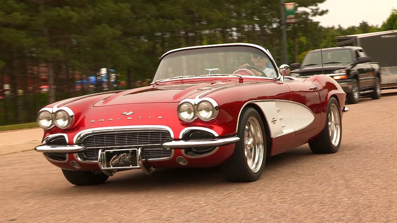 1961 CORVETTE SMALL BLOCK 427 TREMEC 5 SPEED