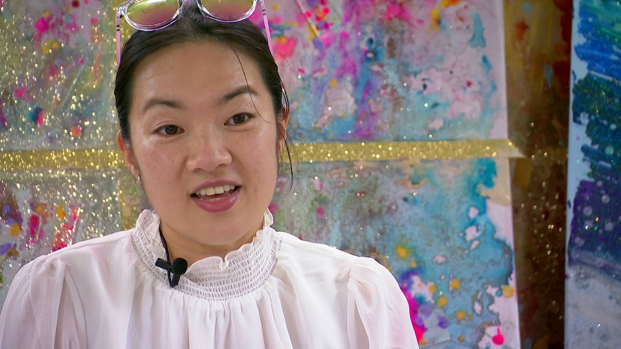 Westport Asian American woman born without arms creates art