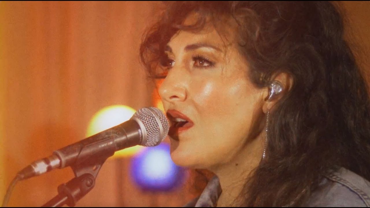 Ana Victoria - Un Lugar en el Cielo (Sesión Acústica) [En Vivo]