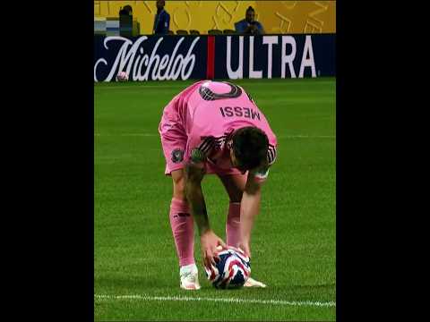 He became top free kick scoreer😍👑