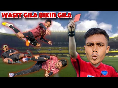 Epic One-on-One Soccer Battle with Crazy Referee and Hilarious ...