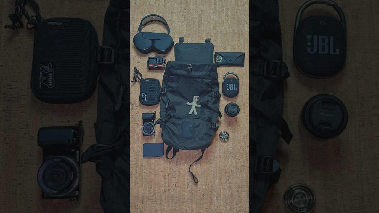 Topo designs rover pack mini #edc #topodesigns #everydaycarry #insidethebagz #hiking