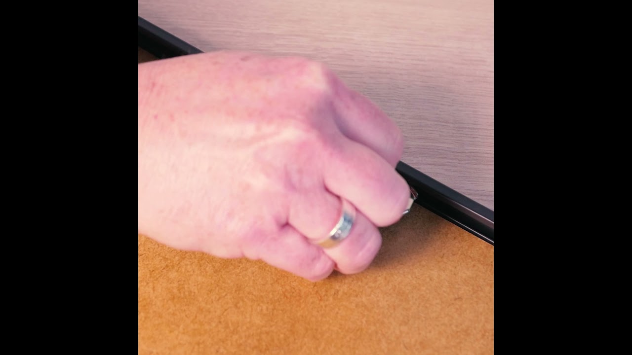 Picture Frame Open - Pivot Spring | Yourdecoration.com