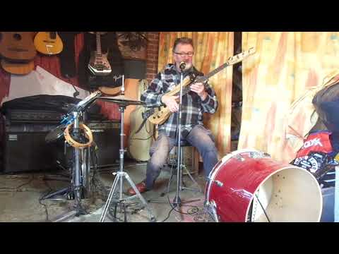 Fretless bass guitar By Mazeti/Mark P | Reverb