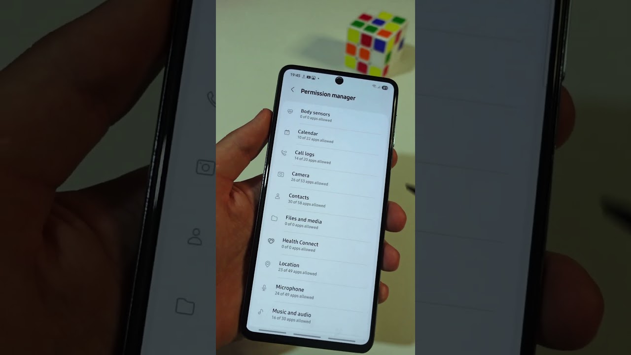 STOP GIVING APPS YOUR MIC