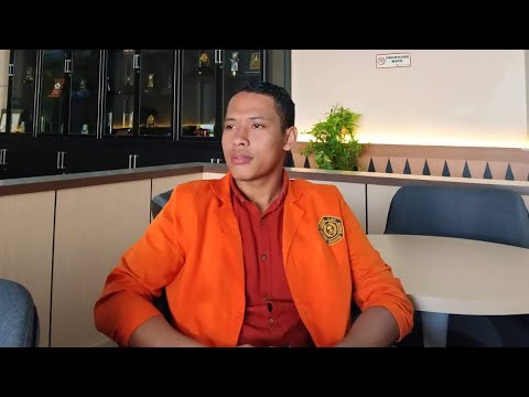 Menjelaskan pengertian dan manfaat dari komunikasi bisnis