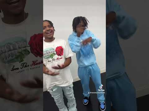 I wanna be famous 😏!