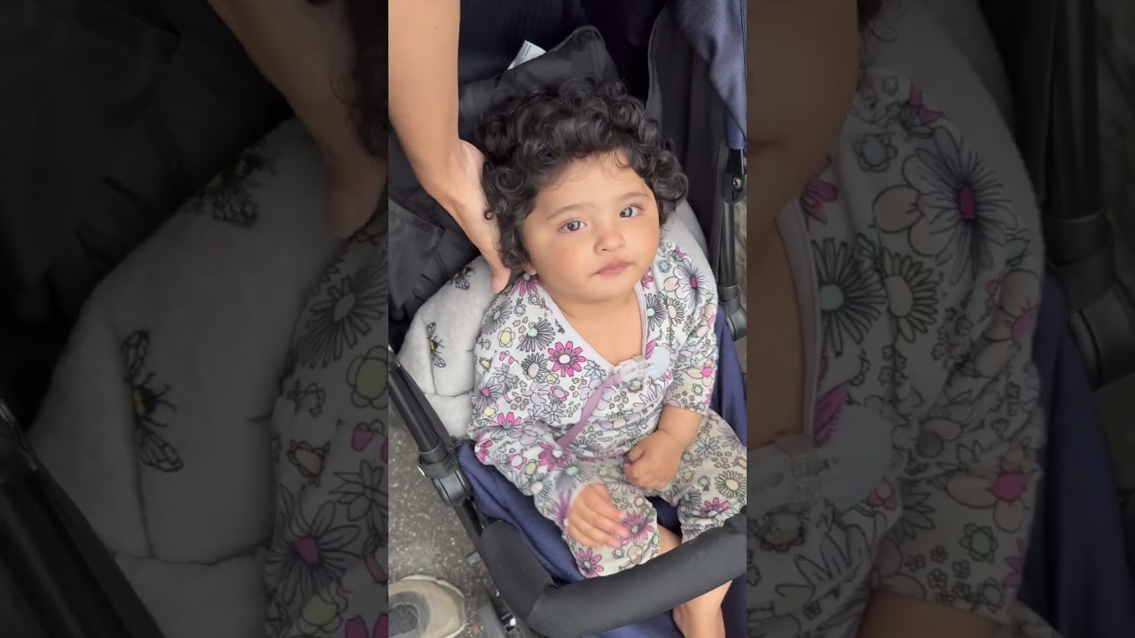 Emma sleeping!😴😴🛌🥱 but in wrong time she want to charge her battery for night 🤣