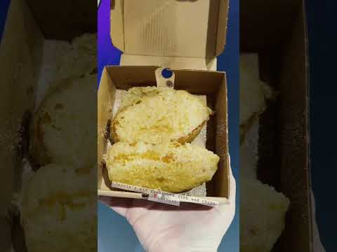 Old fashioned fish and chips! With scraps! π #shorts #fishandchips #britishfood #chippy