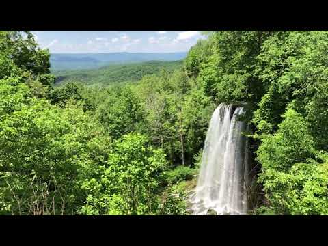 Falling Spring Falls – Easy Waterfall Hikes