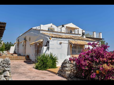Dimora Baciami Amore | HSH 2074 | Prestigious Historic Estate Between Sea and Olive Groves