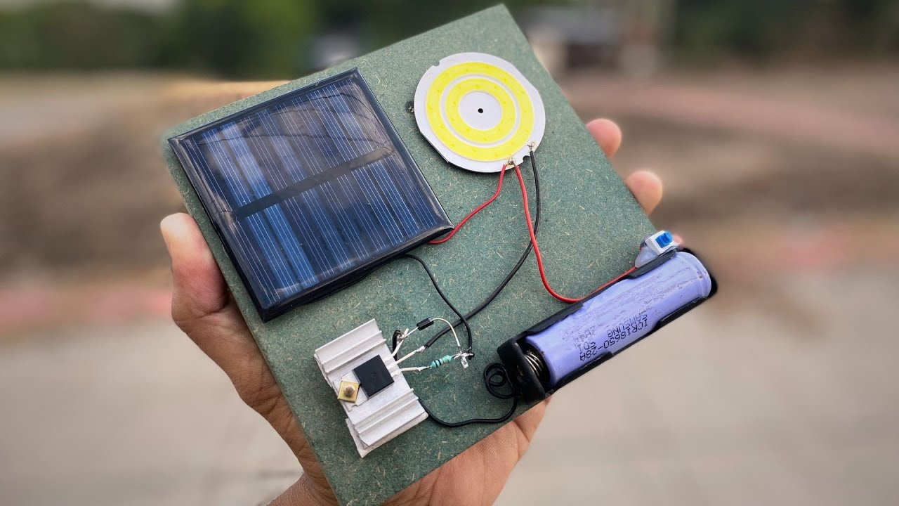 DIY Smart Solar Lamp This Turns On Automatically at Night