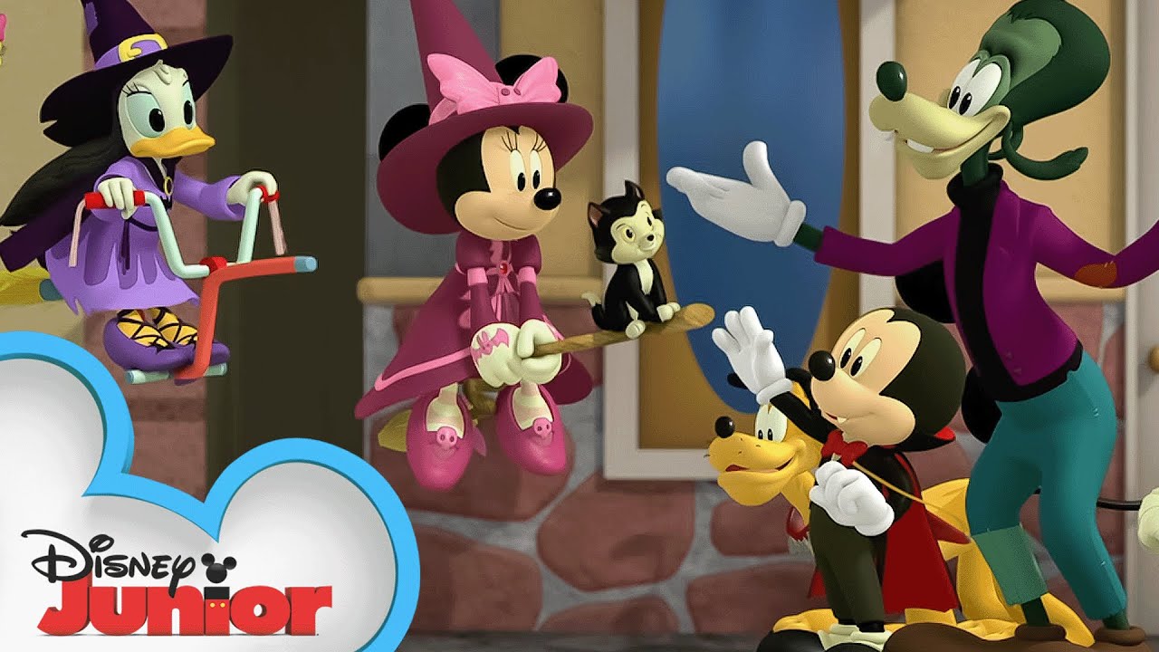 Mickey's Tale of Two Witches 🧹🎃 | Full Halloween Special | @disneyjr