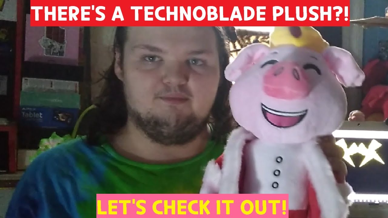 Technoblade Has His Own Plushie, And I Bought It...LET'S CHECK IT OUT!