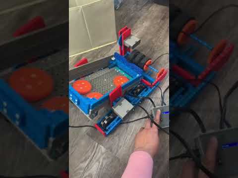 Seesaw to hold the disc and feed the disc to flywheel build By Vex robotics team 88999A