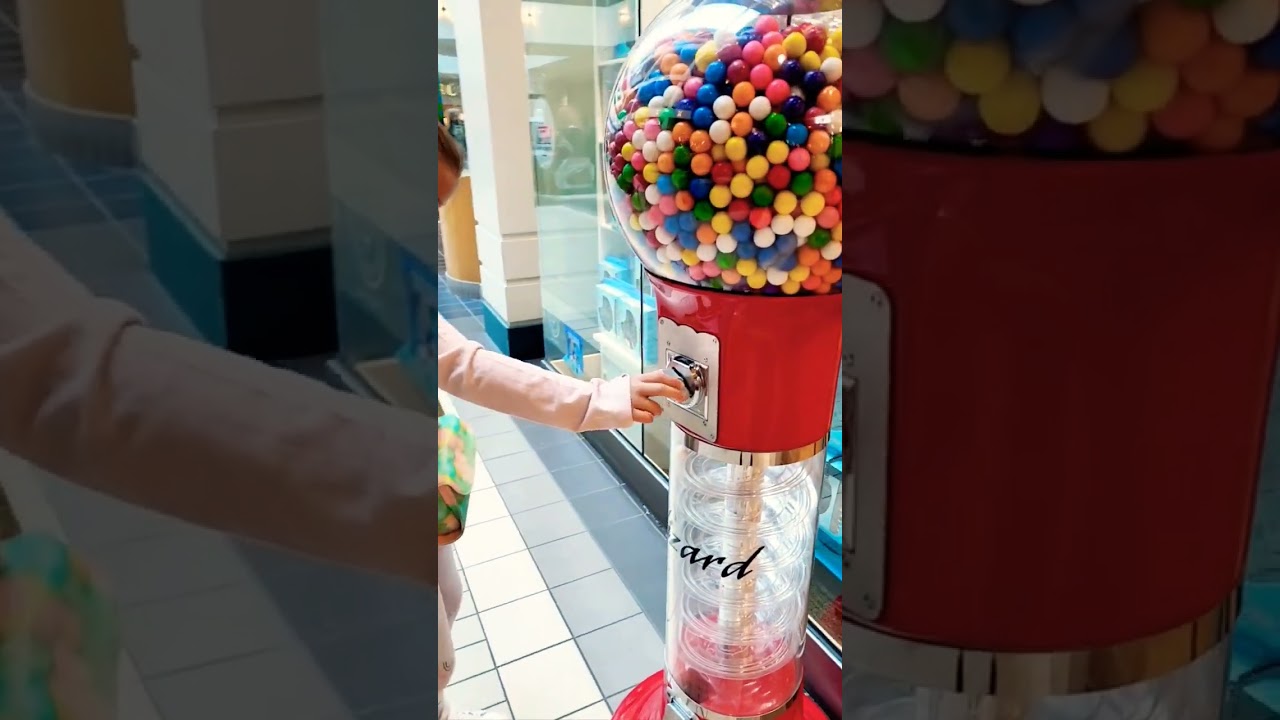 🍬MOST SATISFYING DOUBLE BUBBLE SPIRAL GUMBALL MACHINE CANDY #fun #shorts #gumball #gumballmachine
