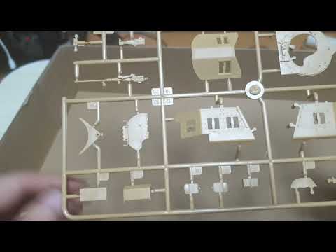 I♡KIT M1278 Heavy Guns Carrier (JLTV-GP) Part1 box open