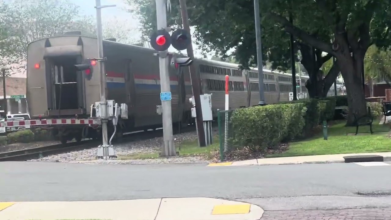 Amtrak P041 goes by Plant City, FL