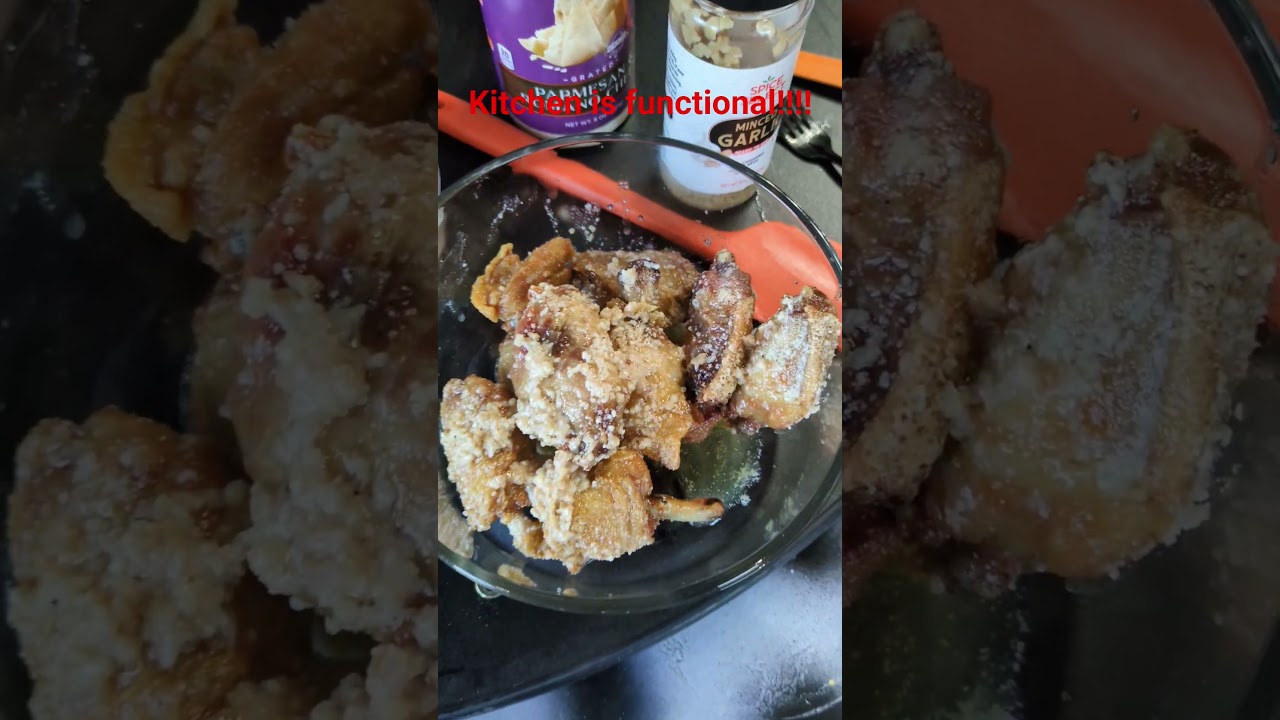 butter/garlic/parm and secret sauce.  deathwings were made #deepfried #chickenwings #simplerecipe