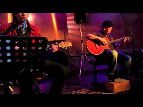 Mat k Chris w unplugged