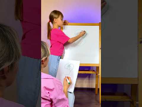 Teaching Mom How to Draw a Rose ????