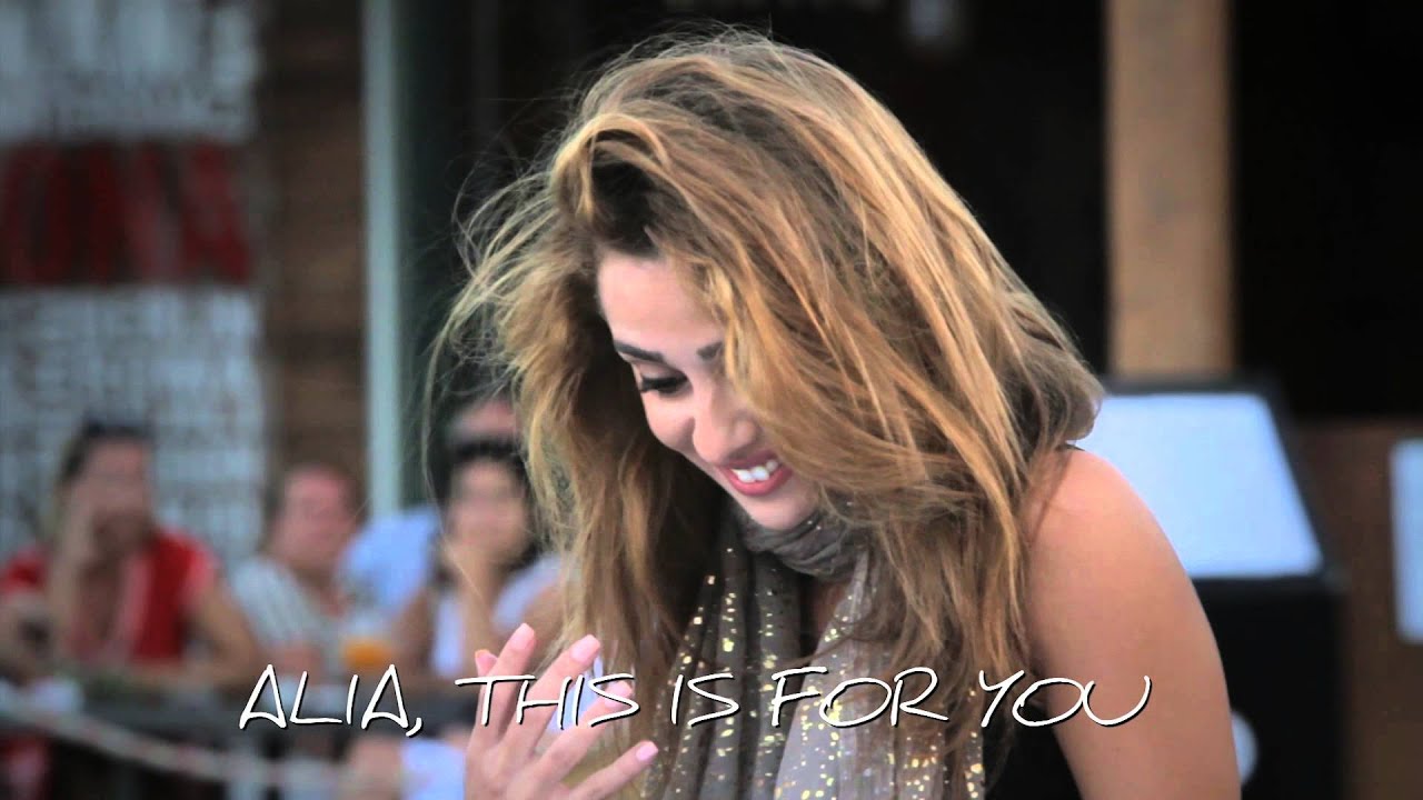 Barcelona Flash Mob Marriage Proposal -  Crossover Conferences & Events