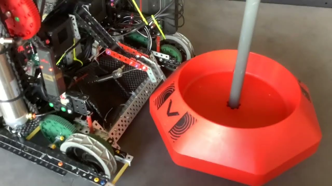 946R Tipping Point reveal + single cylinder MOGO mech videos - VEX ...