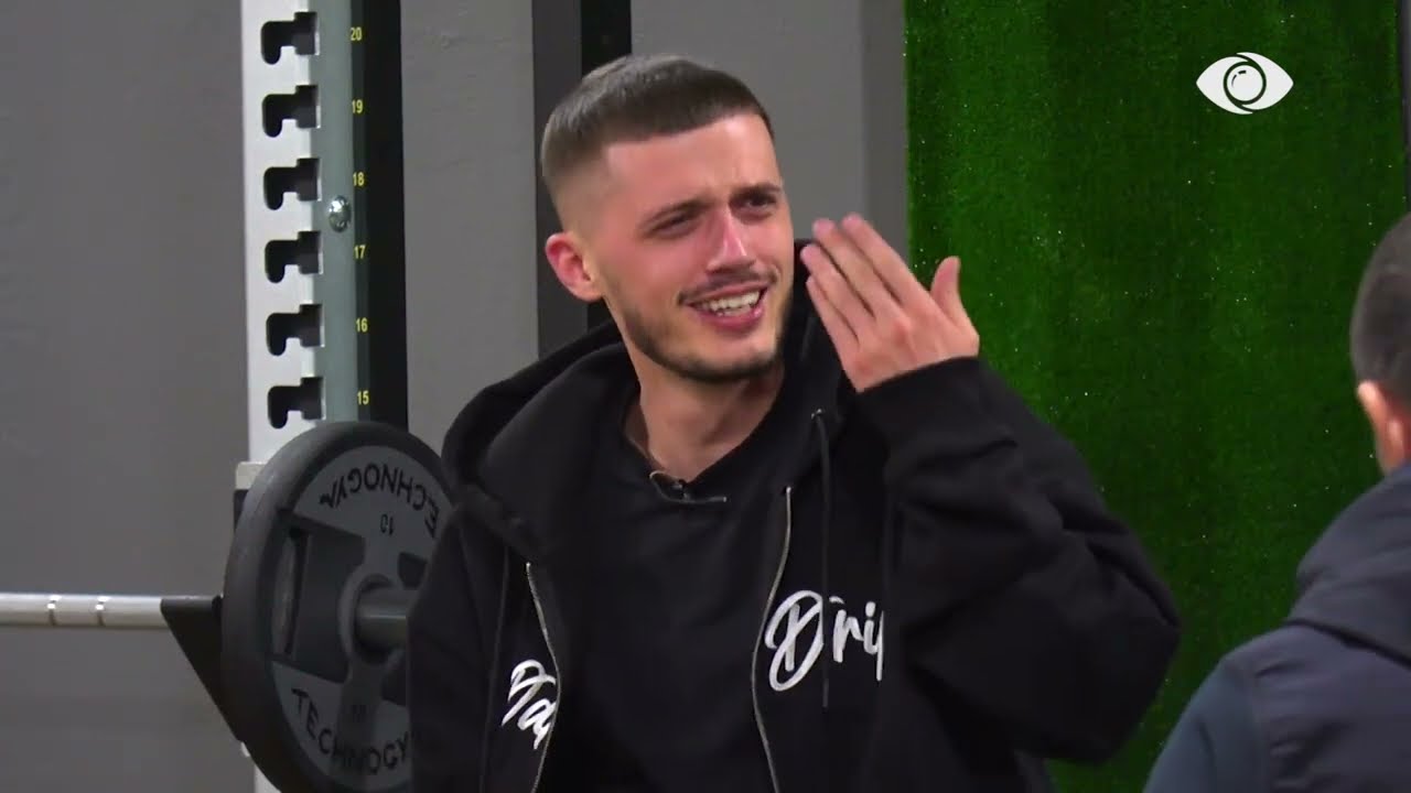 Prova në biçikletë/ Meritoni dhe Bardhi shkëmbejnë batuta, u bashkohet ...