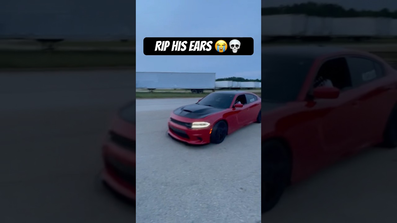 LOUDEST HELLCAT ON YOUTUBE?? 👀😮‍💨 #corvette #viral #hellcat #explore