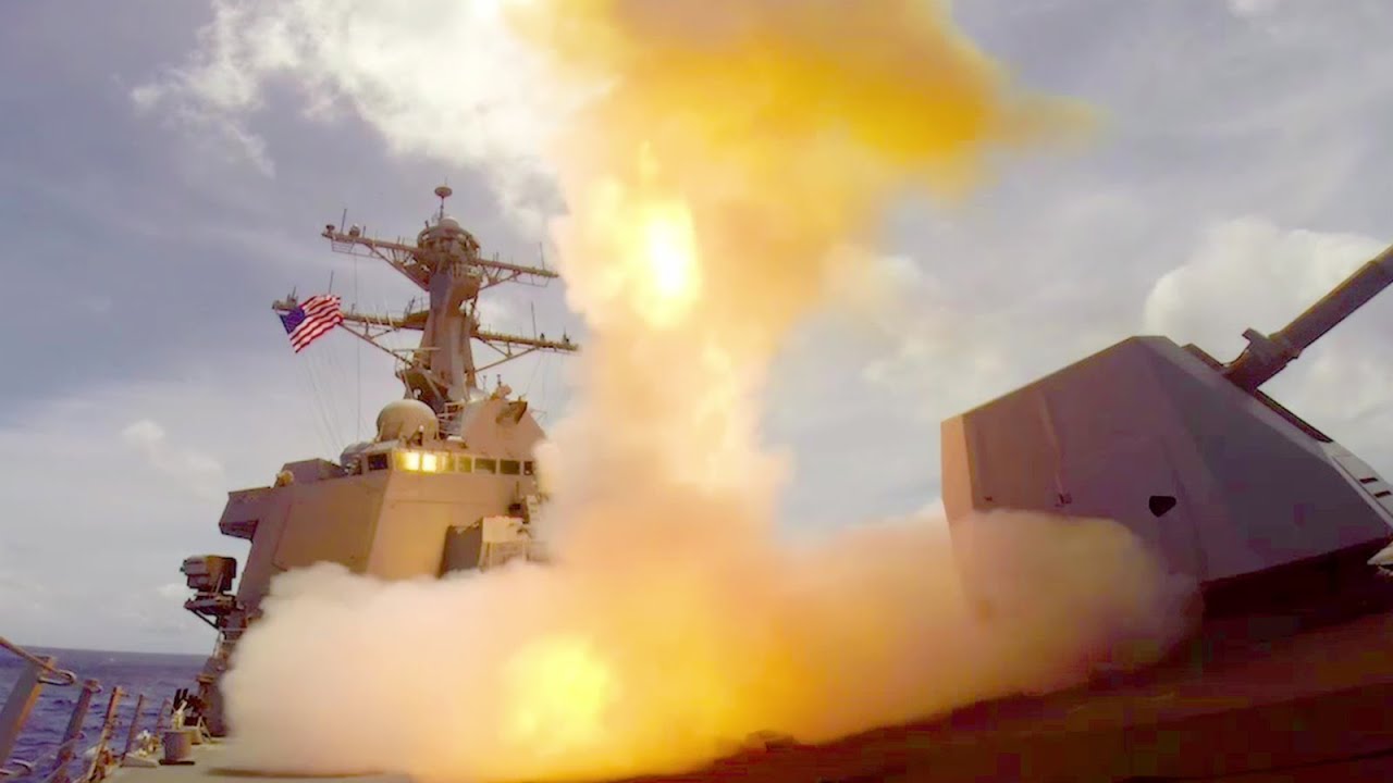 Guided Missile Destroyer USS Lassen (DDG 82) Live-Fire Training