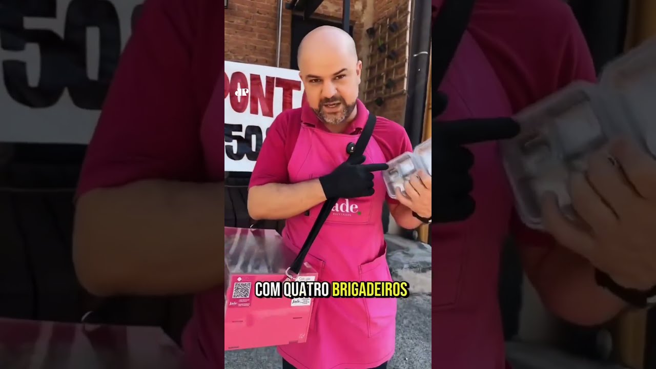 Vendedor de brigadeiro viraliza ao cobrar R$ 30 em caixinha: 