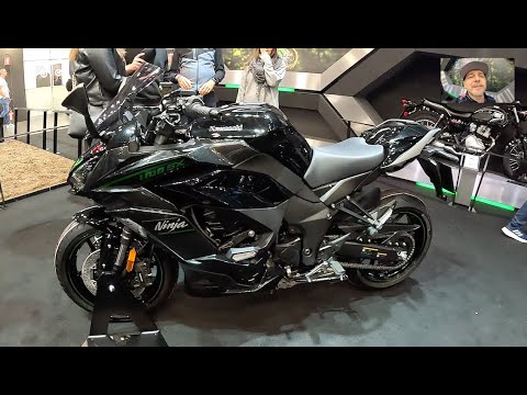 Kawasaki Ninja 1100 SX performance sport touring moto motor bike motorcycle EICMA walkaround V2635