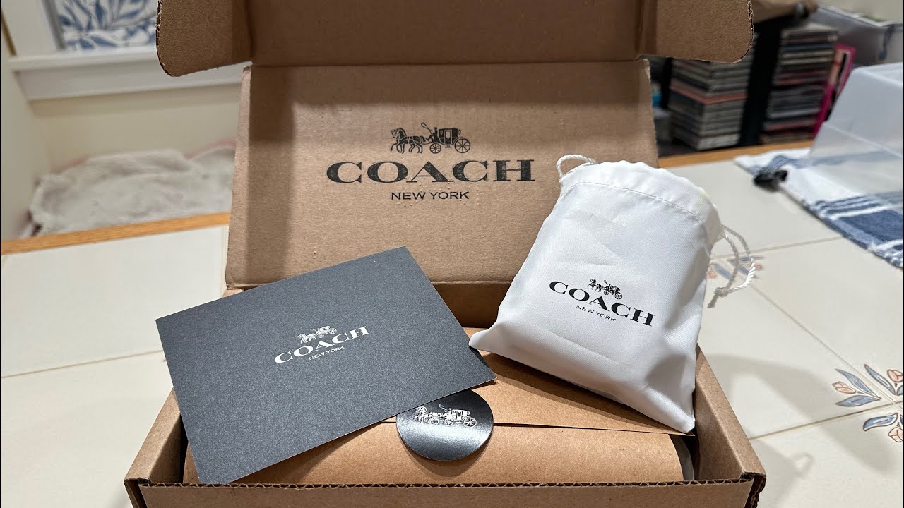 Unboxing the Coach Birthday Gift I Ordered My Mom! 