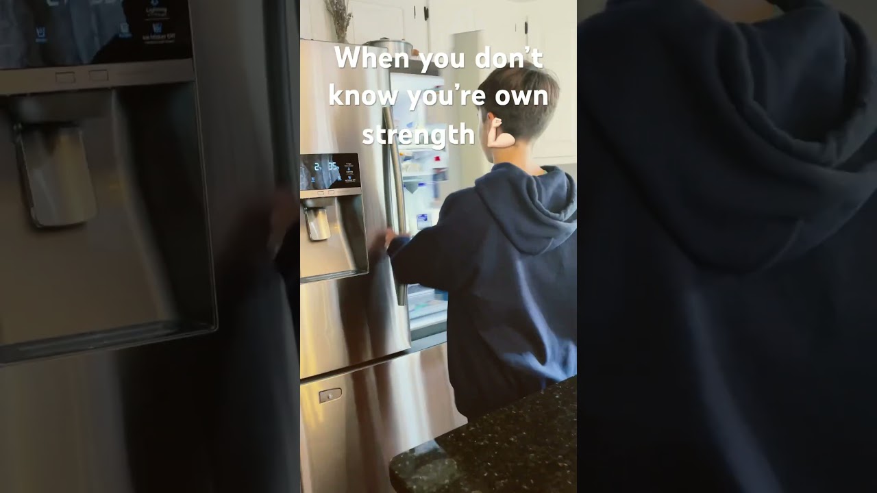 When you don’t know you’re own strength #funny #comedy #bros #viral #strength