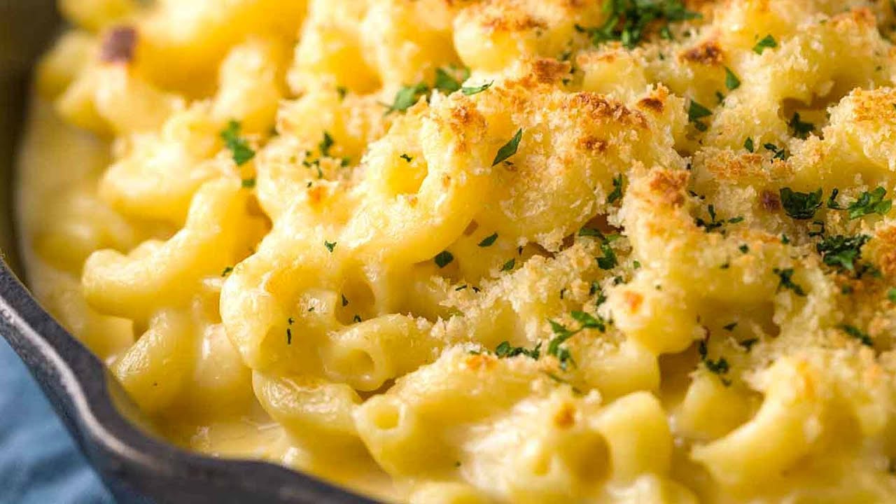 Baked Macaroni & Cheese with Panko Topping