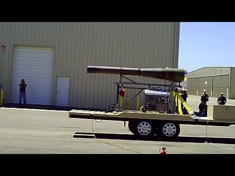 AUDIO WARNING!!! LOWER VOLUME!!!! v1 buzz bomb pulse jet engine