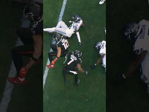 These Bijan Robinson moves are something out of a video game 🎮 #nfl #videogame