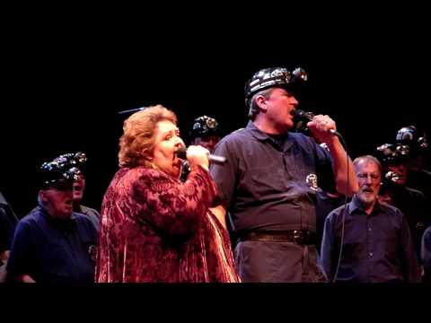 Rita MacNeil NAC Ottawa Part 10 - Finale - Working Man