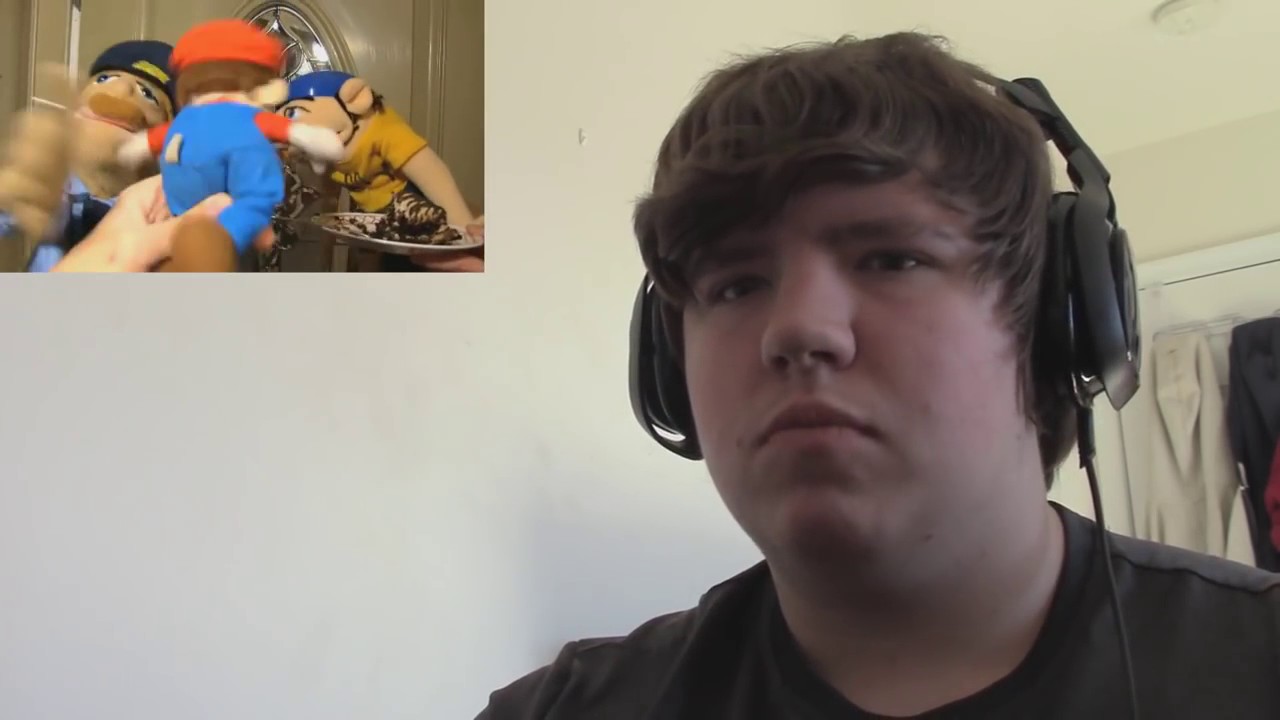 GamecubeDude300 reacts to SML Short: Locked Out