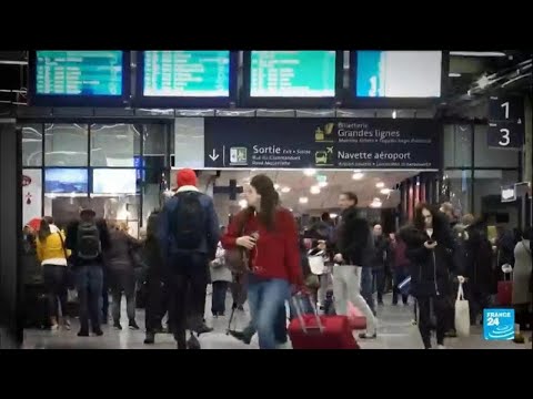 French train strike leaves many thousands stranded for Christmas • FRANCE 24 English