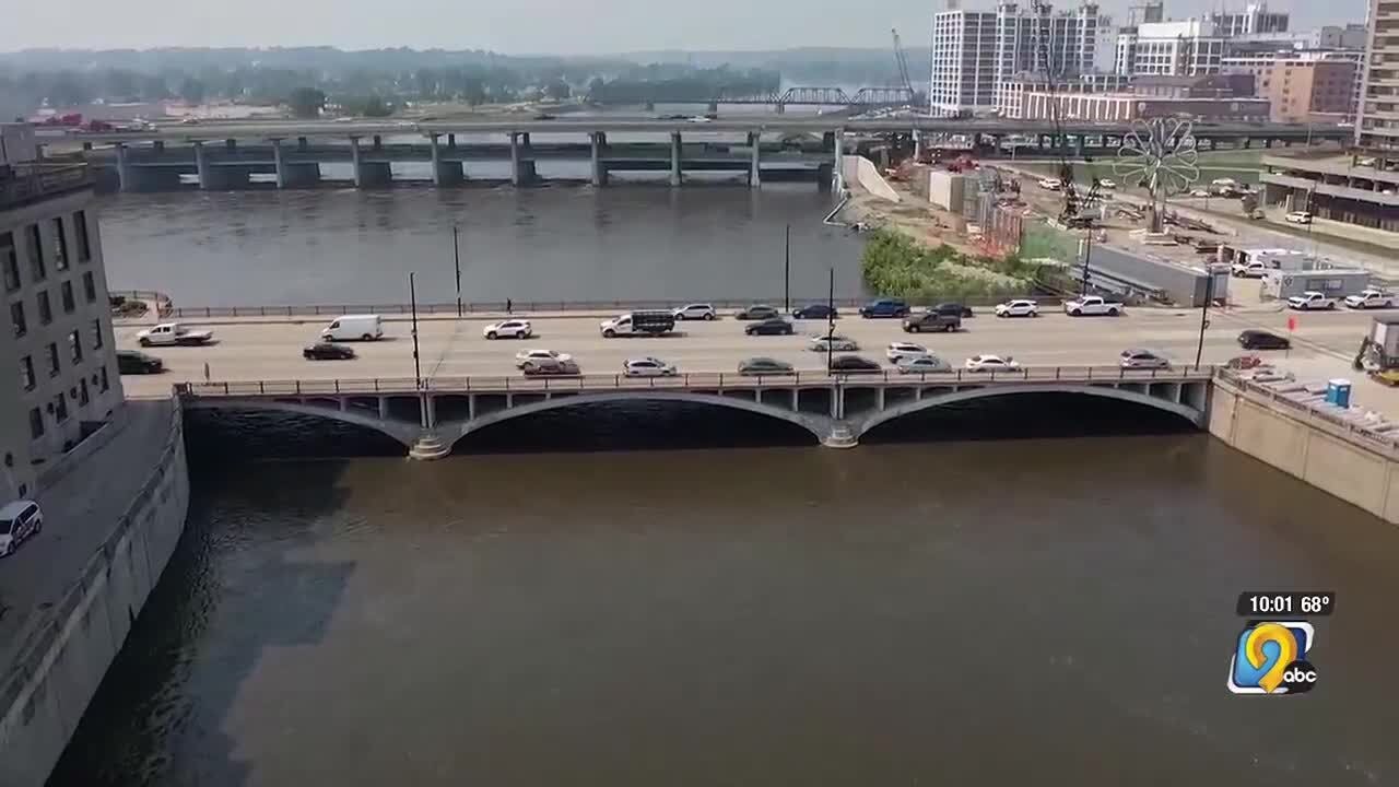 Cedar Rapids flood control system around 35% completed
