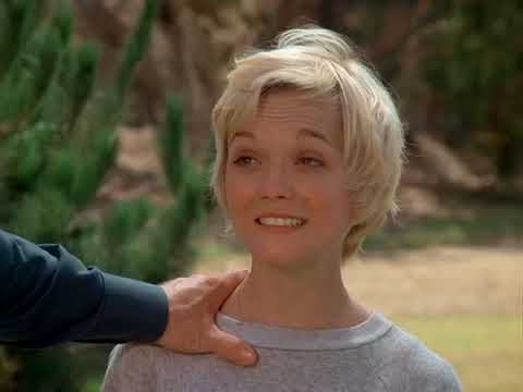 TV’s First Lady of Law & Order: Angie Dickinson in Police Woman S1E2
