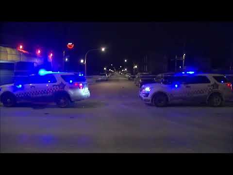 Man found shot to death in vehicle on West Side of Chicago