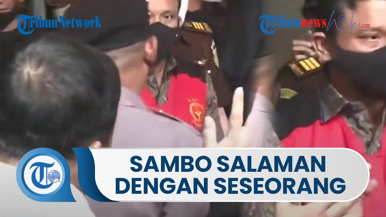 Momen Ferdy Sambo Salaman dengan Seseorang sebelum Masuk Ruang Sidang, Kuasa Hukum: Itu Kawan ...