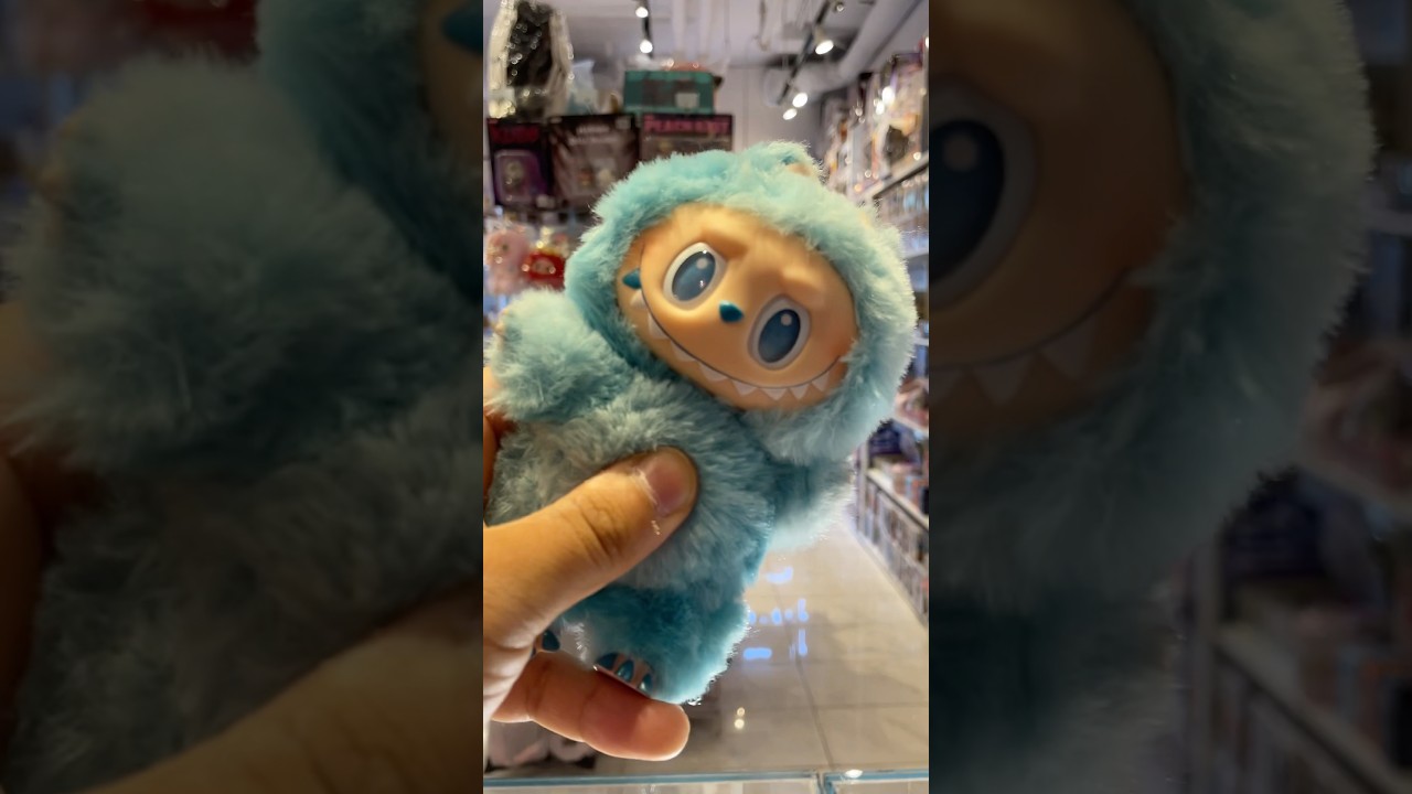 Labubu breaks it down. #labubu #popmart #cute #kawaii #dance #toys