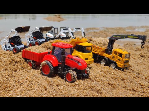 Tractor vs Truck | Bobcat Compact Excavator & Bobcat SKID Steer Loaders Unboxing