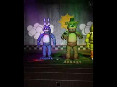 Japanese guy plays fnaf and gets jumpscared