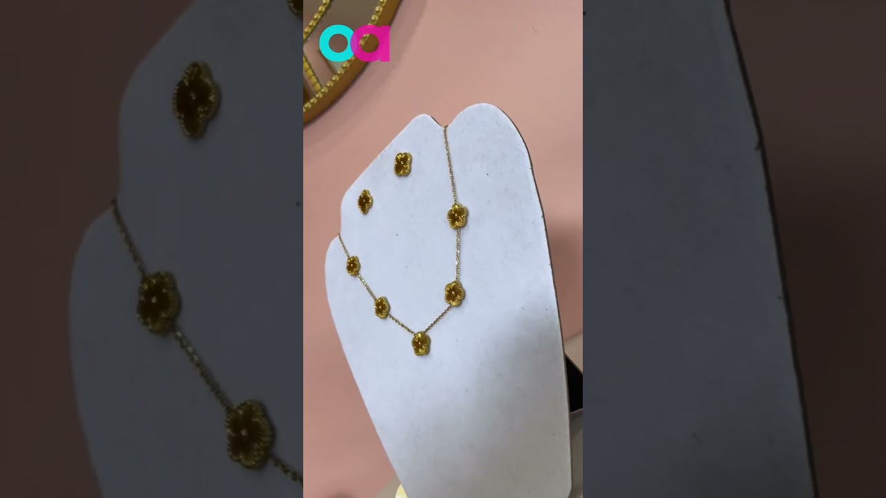 Visit Outright Apparel TODAY ! 💖