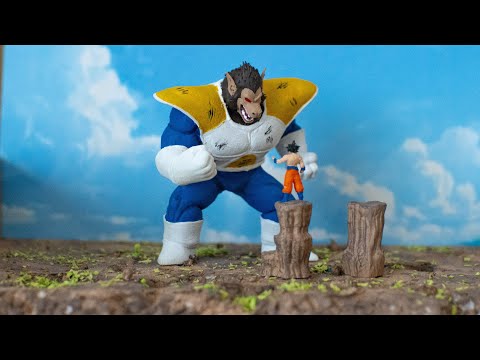 Dragon Ball Z (Goku vs Ozaru Vegeta) miniature diorama.