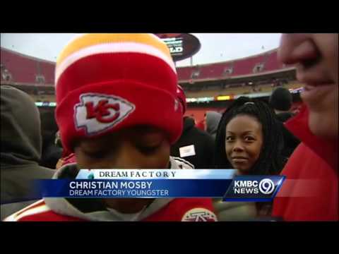 Ruskin High School student has dream day at Arrowhead